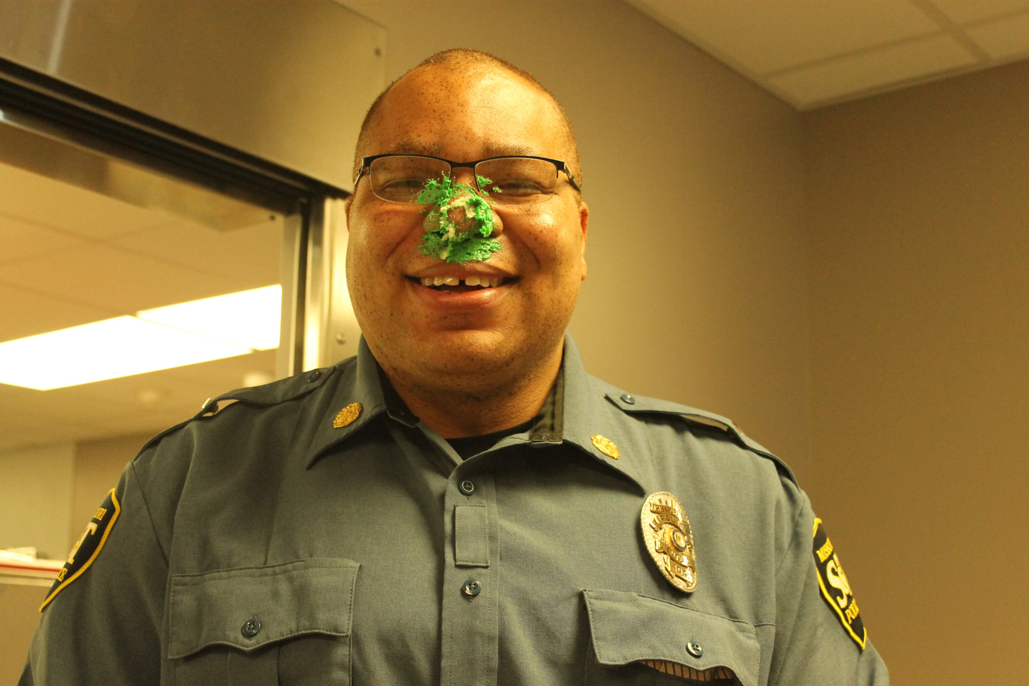 Missouri S&T – eConnection – Cops and brothers adopt families for holidays