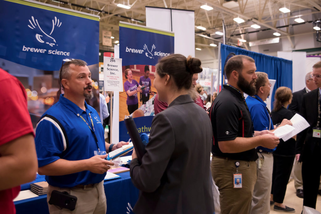 Missouri S&T – eConnection – Volunteer openings available for Career Fair