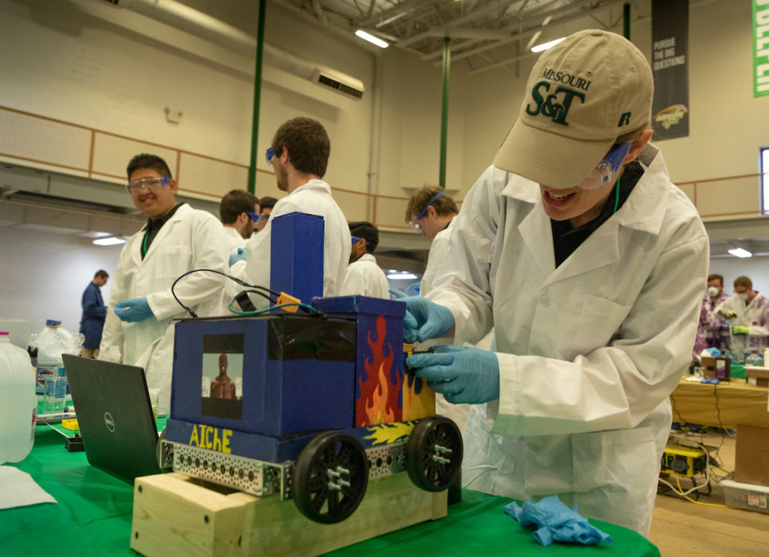 Missouri S&T – eConnection – Chem-E-Car earns high finish, qualifies ...