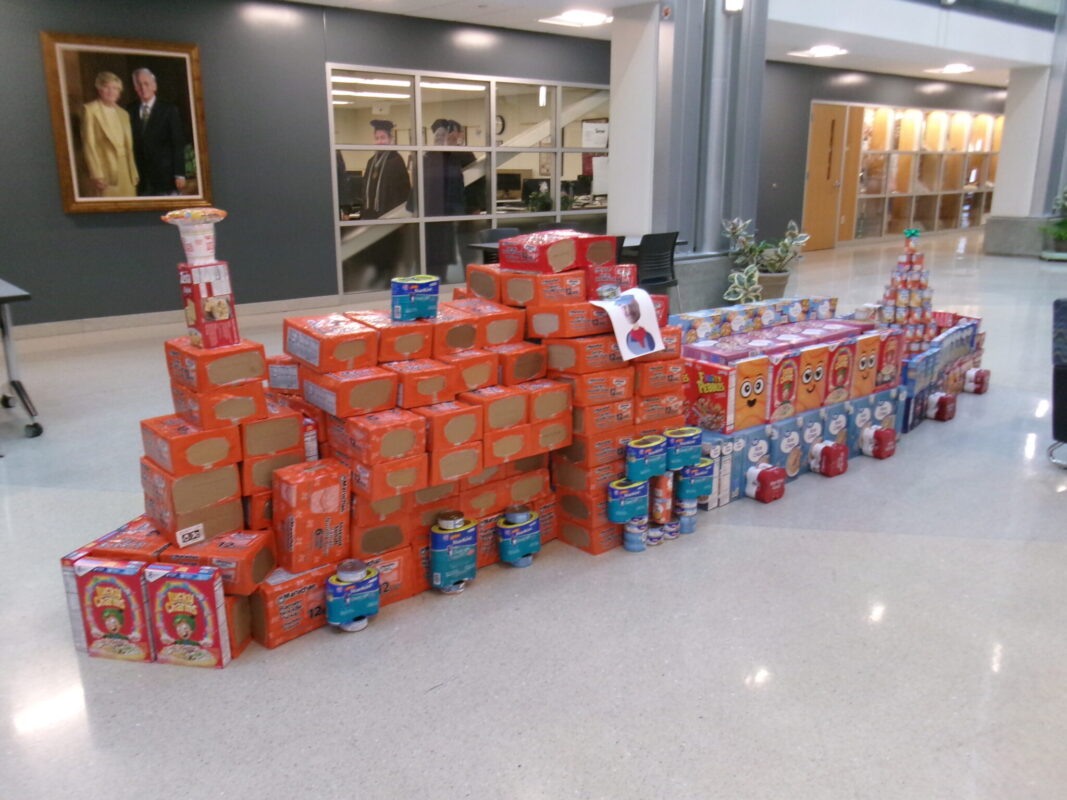 Missouri S&T – eConnection – Students build with food donations in ...