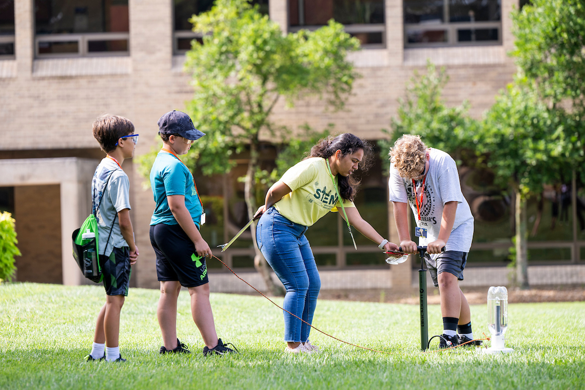 Missouri S&T – eConnection – Summer camp counselor information table
