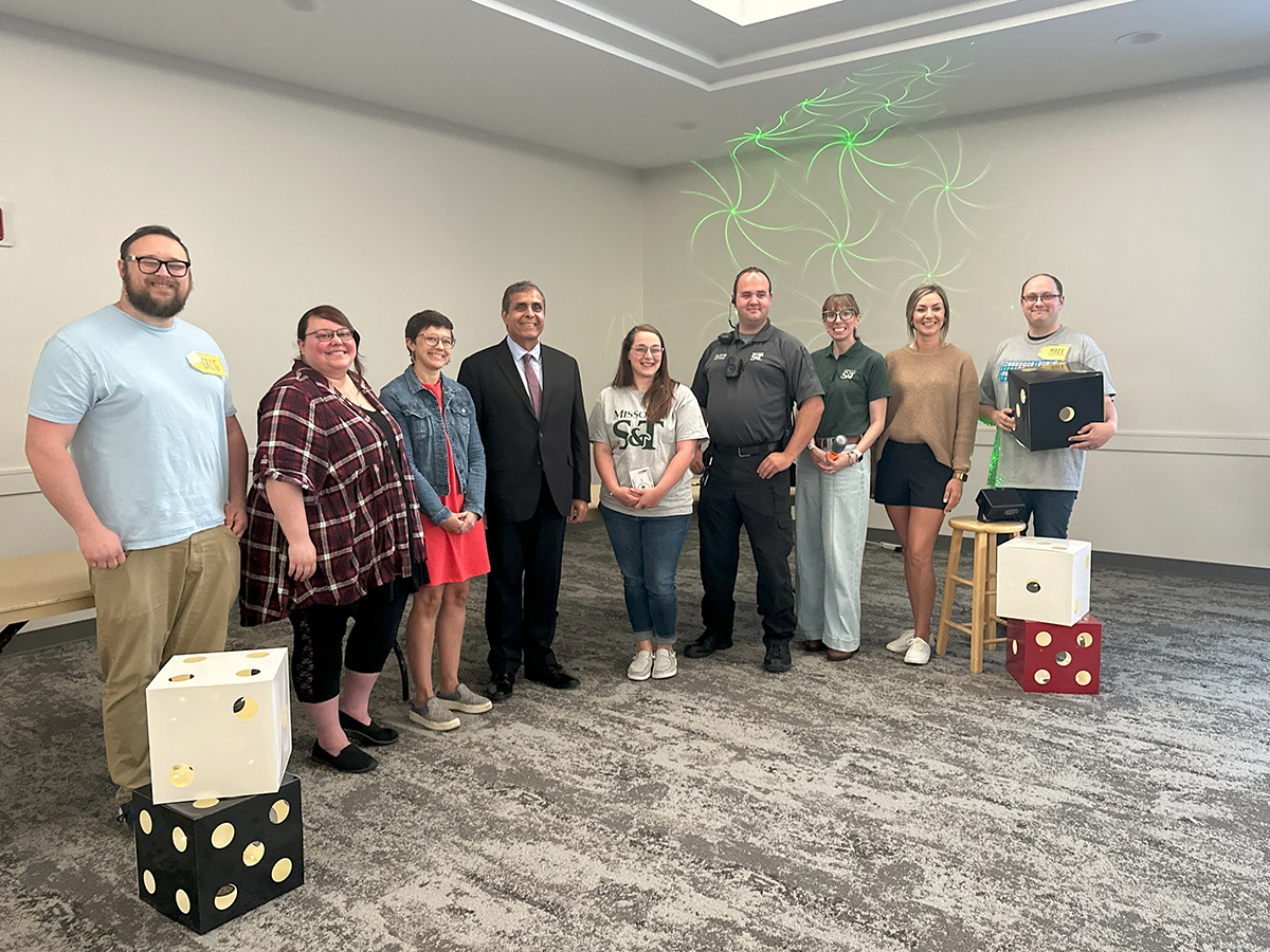 Missouri S&T – eConnection – Twelve honored at Staff Day awards ceremony